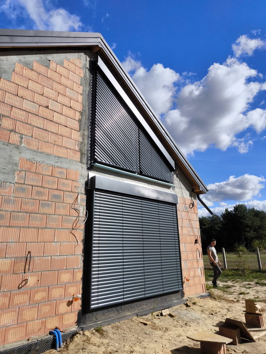 Żaluzje fasadowe skośne, trójkątne, ukośne | Warszawa